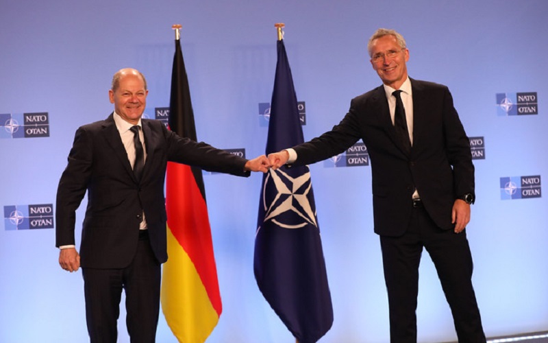 German Chancellor meets NATO Secretary General to discuss Russia’s ...